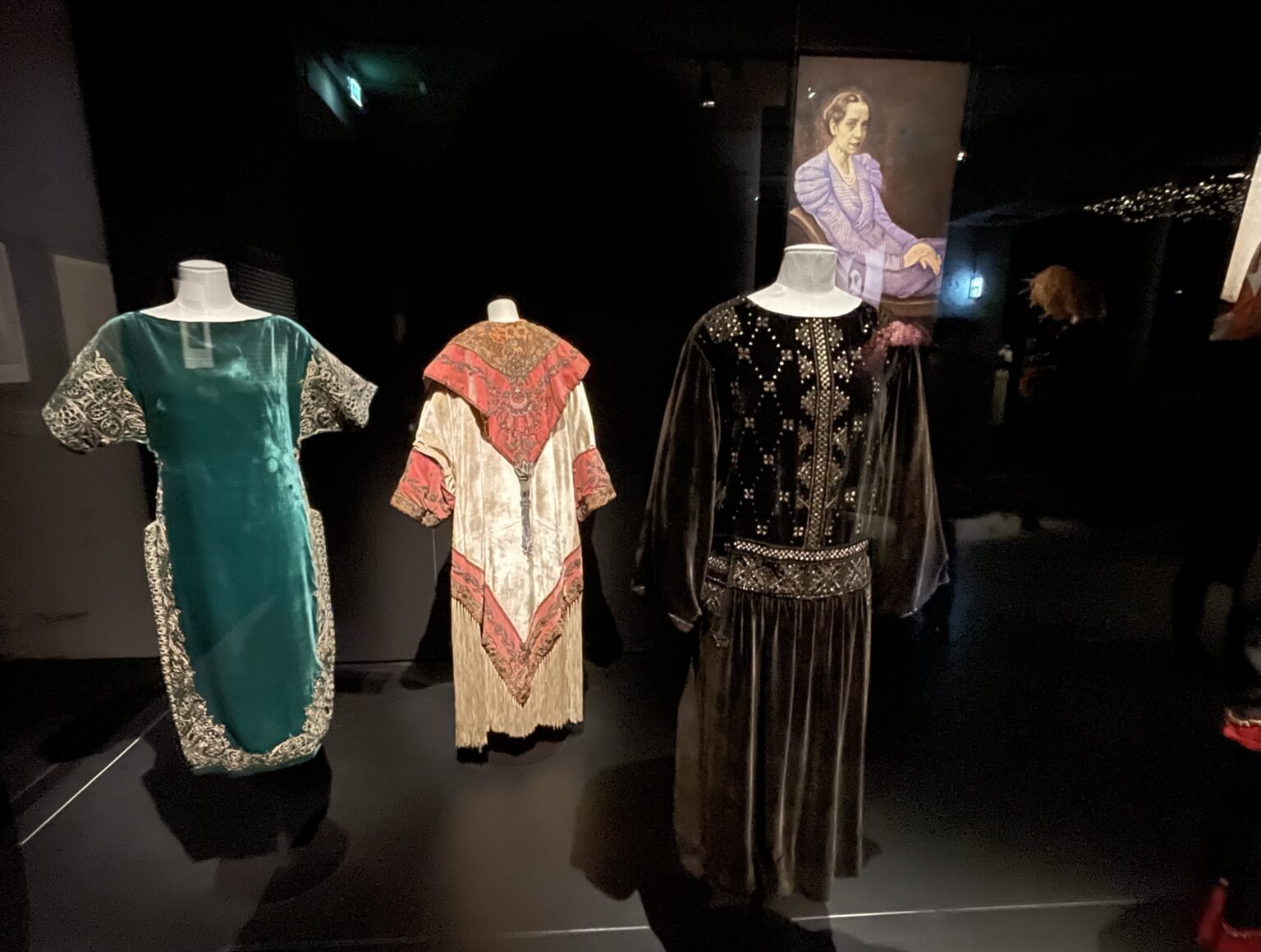 Elsa Schiaparelli - A Pioneer Fashion Designer | So Sew Easy